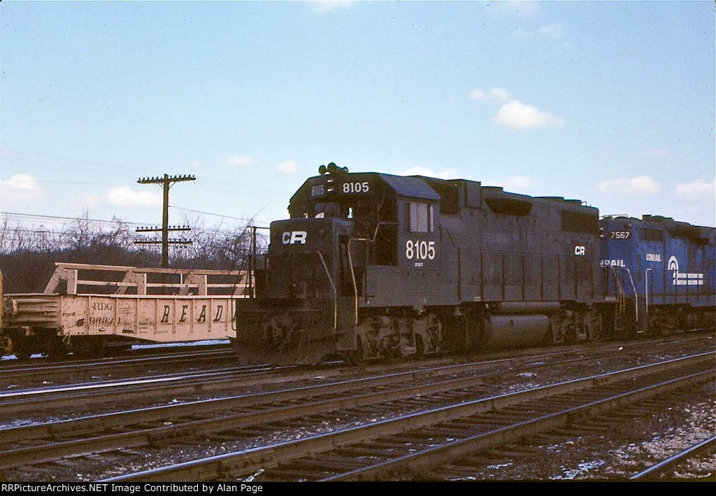 CR GP38-2 8105